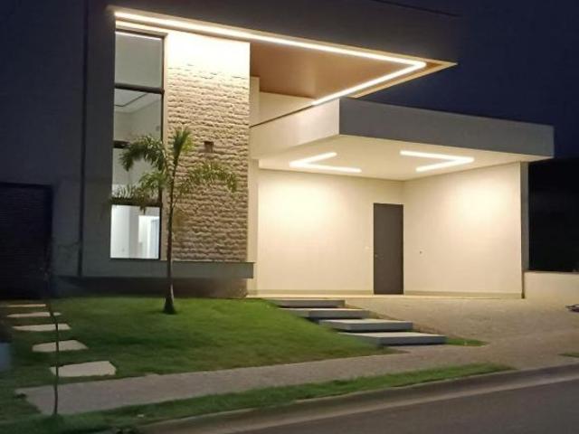 Casa Térrea de Alto Padrão à venda em Paulínia 217m, 3 suítes