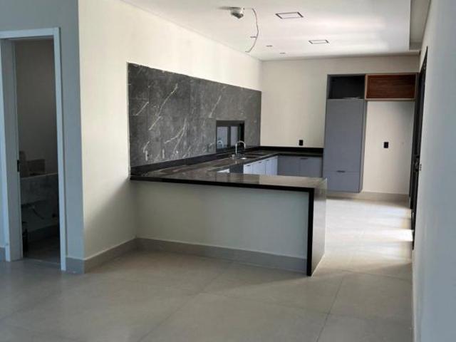 Casa térrea de alto padrão com 3 suítes à venda 210 m² – Jardim Esplanada – Indaiatuba – Residencial