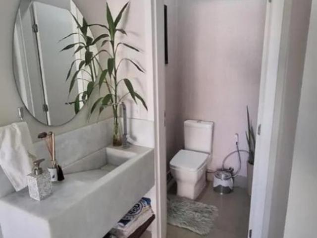 Casa térrea de alto padrão com 3 suítes à venda, 300m² por R$ 2.700.000 – Fazenda J