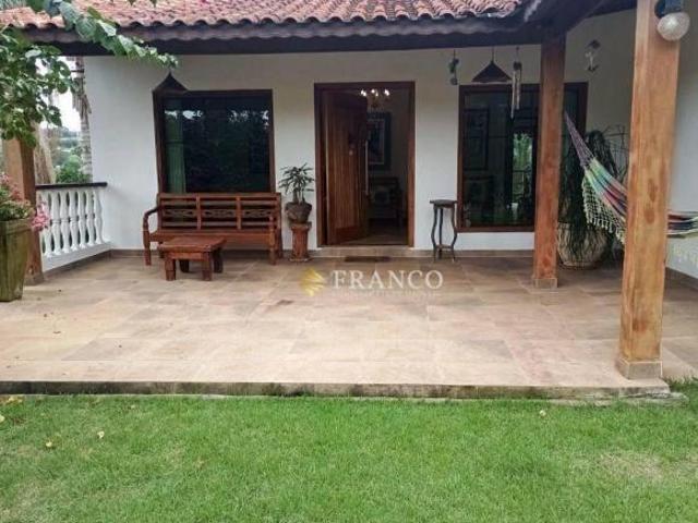 Casa térrea de alto padrão, com 4 dormitórios à venda, 360 m² Condomínio Chácaras Cataguá Taubat