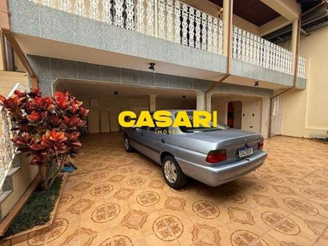 Casa Térrea de Alto Padrão com 4 Dormitórios e Área Gourmet no Parque dos Pássaros – 254m²