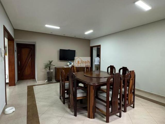 Casa térrea de alto padrão Jardim Guapituba em Maua