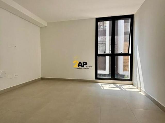 Casa Térrea de Condomínio á venda com 2 suítes e 2 vagas Brooklin