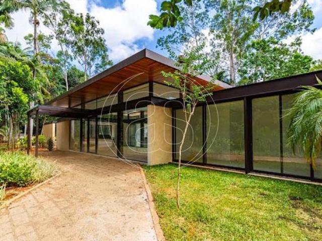 Casa Térrea de Condomínio à venda com 5 Suítes tendo 3.293 m² privativos na Chácara Flora SP