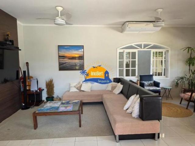 Casa térrea de Condomínio à Venda em Bertioga SP, Maitinga: 4 Quartos, sendo 3 Suítes com closet