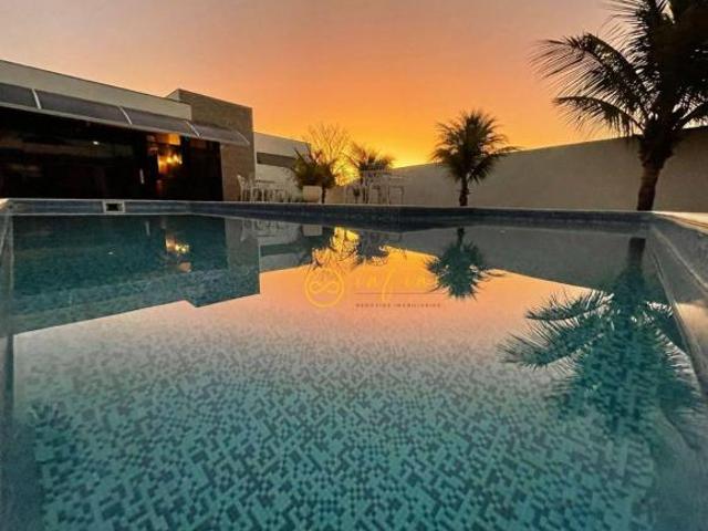 Casa Térrea de Condomínio com 3 Quartos, todos Suítes à venda, 450 m² por R$ 2.310.000 Condomínio