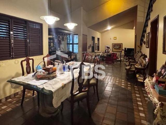 Casa Térrea de Esquina no Setor Coimbra