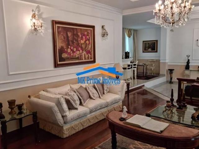 Casa Térrea de esquina em condomínio 500 m² 4 suítes Alphaville Res. 02