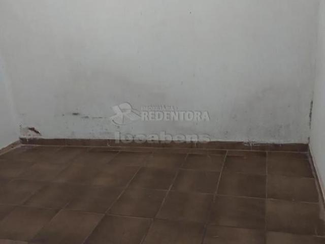 Casa Térrea de Fundos bairro São Francisco