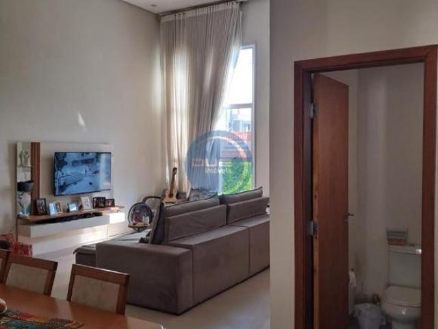 Casa térrea de luxo no Condomínio Maria Dulce em Indaiatuba SP: 3 suítes, sala ampla, churrasqueira