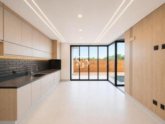 Casa térrea de luxo no Swiss Park: 3 suítes, piscina, espaço gourmet e vista para áreas verdes. Agen