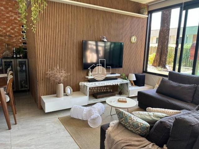 Casa Térrea de Luxo no Vitória Régia Atibaia