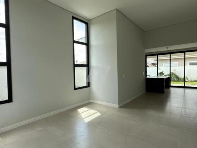 Casa térrea de Luxo em Condomínio: Venda em Piracicaba SP, Loteamento Villa D&apos aquila. Agende sua vis