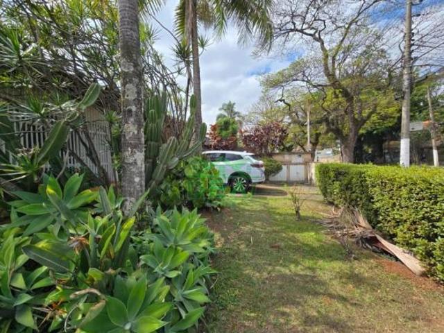Casa Térrea disponível para Venda, com possibilidade de uso comercial ou residencial, localizada n