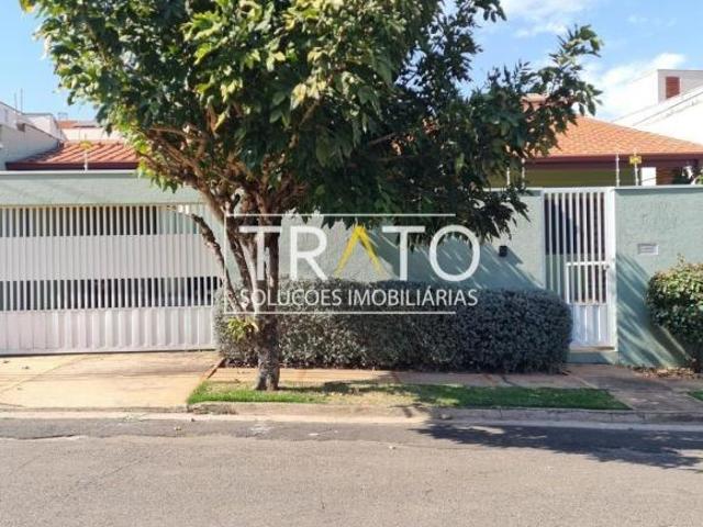 Casa térrea e isolada à venda no Bolsão do Parque Alto Taquaral