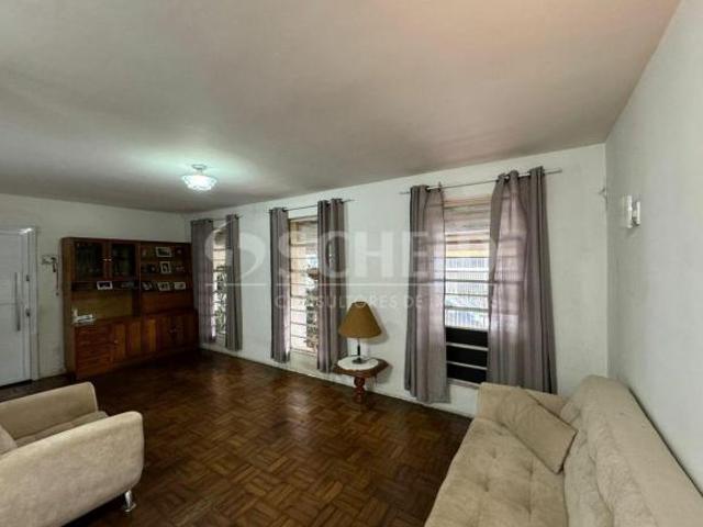 CASA TÉRREA EM TERRENO COM 285M2 E 150M2 A.C. EM RUA SEM SAÍDA