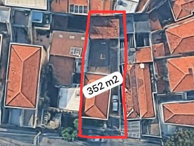 Casa Térrea em Terreno 352 m² com 11 m de Frente – Ótimo Investimento