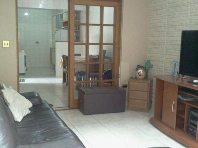 Casa térrea em Vila Fechada | 2 Dormitórios | 2 Vagas Proximo ao metrô
