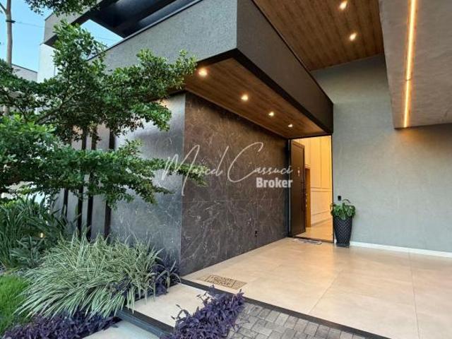 Casa térrea em à venda no Condomínio Village Damha IV, com 287,50m² de terreno e 171,05m² de constru