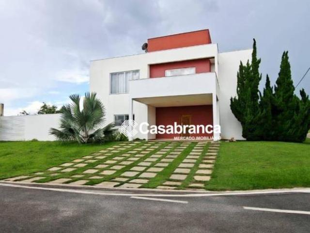 Casa térrea em amplo terreno com 3 quartos 1 suíte e piscina Condomínio Solar do Bosque Soroca