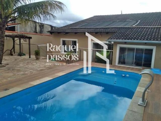 Casa Térrea em Arniqueiras Com Área de Lazer