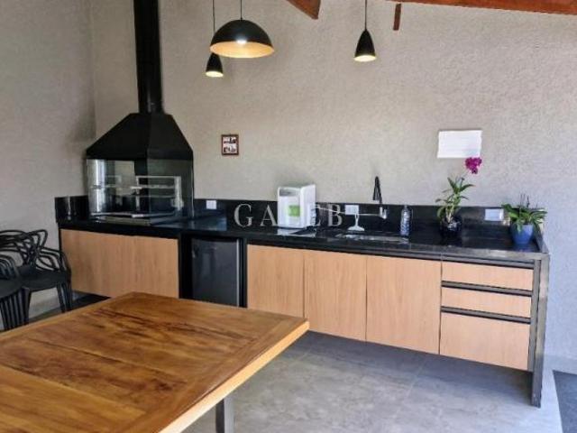 Casa térrea em bairro alto padrão em ATIBAIA, 3 quartos, 1 suíte, área gourmet com edícula e 3 vagas