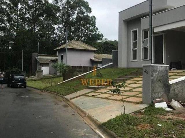 Casa térrea em cond fechado Cotia