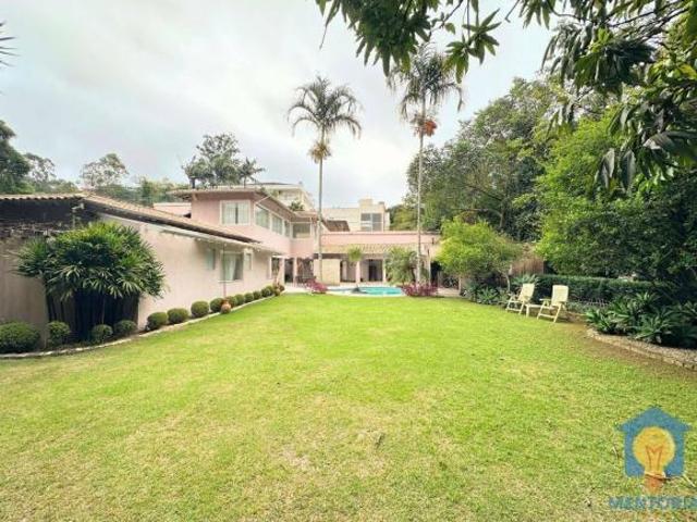 Casa térrea em condomínio na Granja Viana II, Gleba IV e V