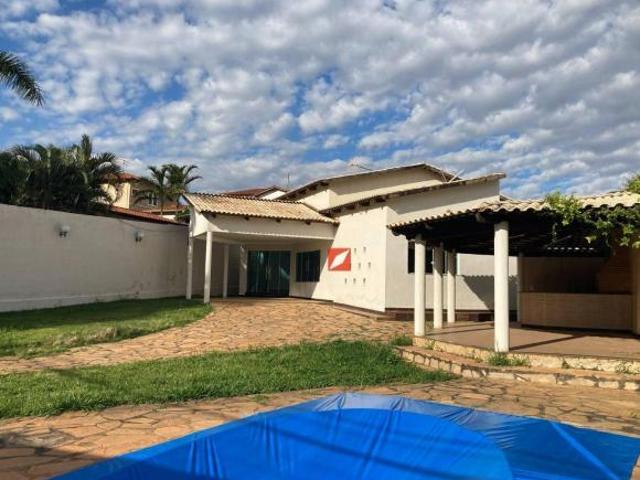 CASA EXCLUSIVA EM CONDOMÍNIO | 800m² DE TERRENO | 369m² CONSTRUÍDOS | 5 QUARTOS 4 SUÍTES | LAZER C