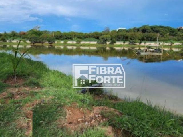 Casa térrea em condomínio no Terras do Caribe em Valinhos SP