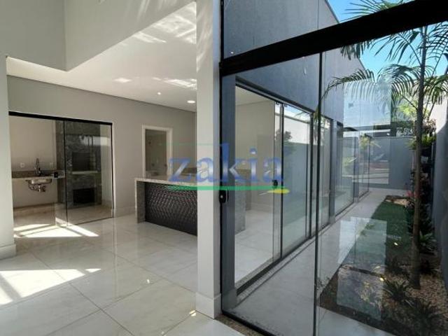 Casa térrea em condomínio Nova Odessa | 3 suítes salas integradas área gourmet
