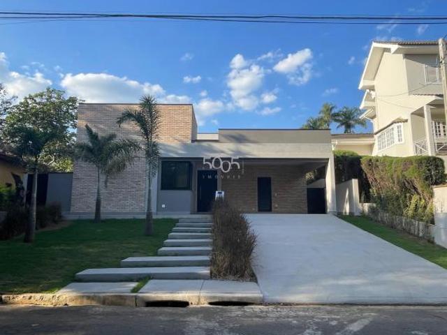 Casa térrea em condomínio à venda no Cond. Campos de Santo Antônio em Itu, 4 suítes, com 280m² const