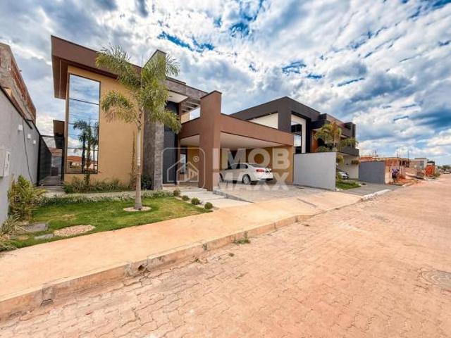 Casa térrea em condomínio americano Rua 6: Recém construída 3 suítes, marcen.