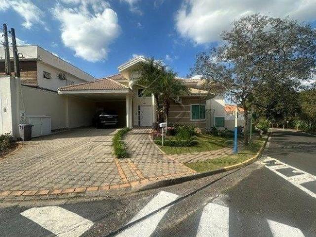 CASA TERREA EM CONDOMINIO COM 4 SUITES SENDO 1 CLOSET GRANJA OLGA III