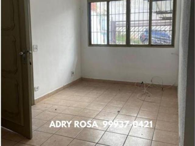 Casa térrea em condomínio com 3 dormitórios 1 suíte e 2 vagas no Butantã, ótima localização