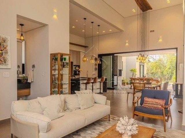 CASA TERREA EM CONDOMINIO COM 3 SUITES  ALPHAVILLE NOVA ESPLANADA I  VOTORANTIM