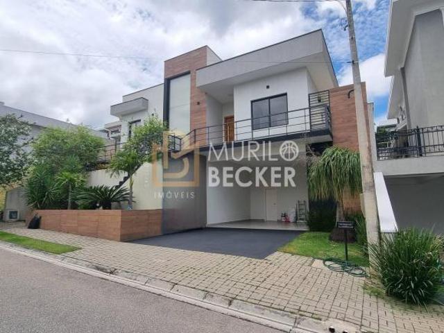 Casa Térrea em Condomínio com 3 suítes no bairro Urbanova