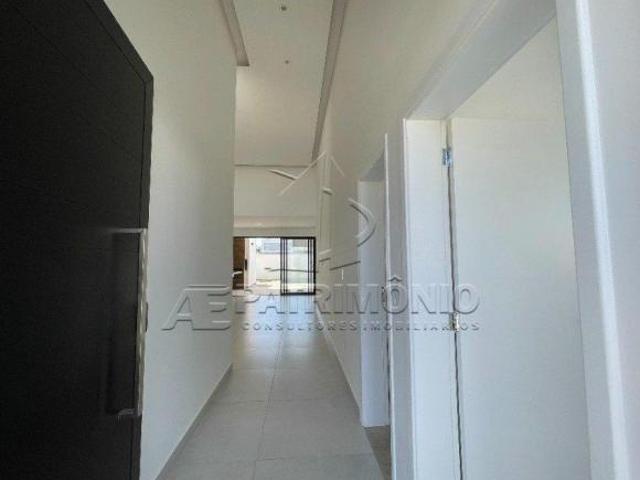 CASA TERREA EM CONDOMINIO COM 3 SUITES SENDO 1 CLOSET ALPHAVILLE ESPLANADA III