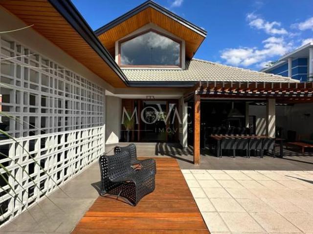 Casa térrea em condomínio de Alto padrão Mobiliada