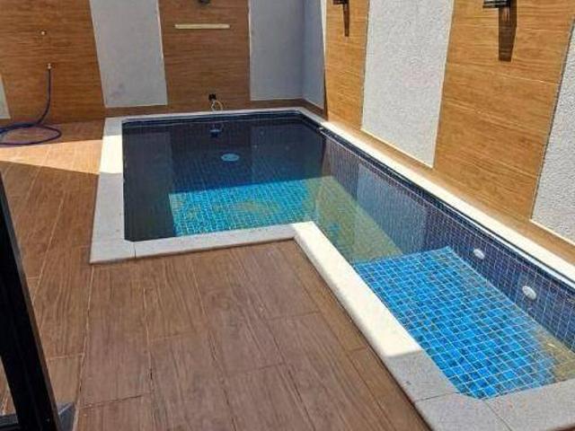 Casa térrea em condomínio fechado com 3 quartos à venda, 129 m² por R$ 1.030.000
