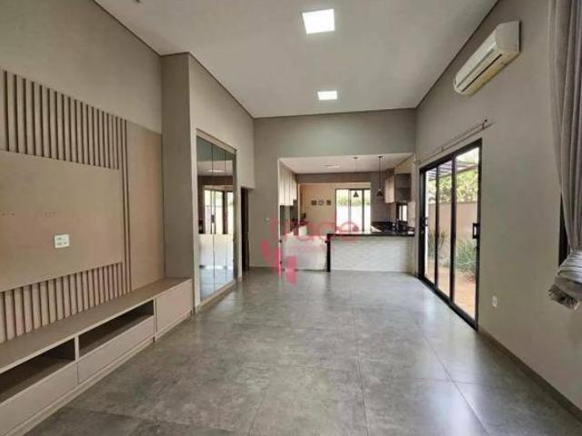 Casa Térrea em Condomínio Fechado à Venda de 03 Suítes no Bairro Vila do Golf em Ribeirão Preto com
