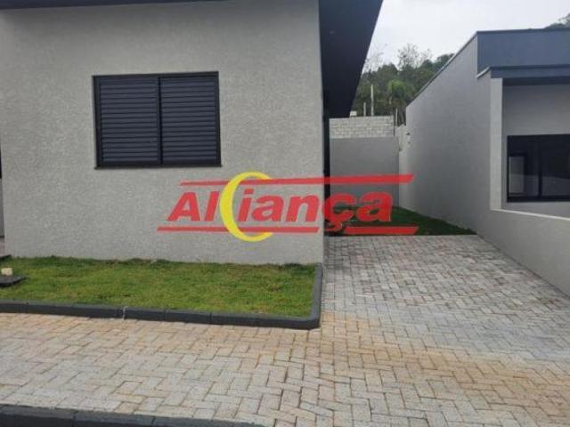 Casa térrea em condomínio fechado Atibaia