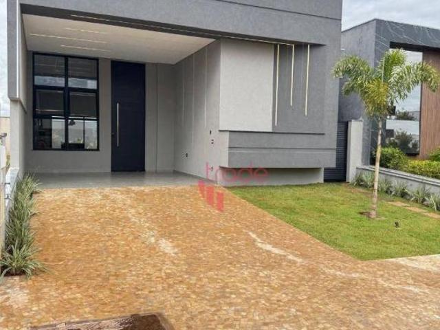 Casa Térrea em Condomínio Fechado para Locação e Venda com 03 Suítes no Bairro Vila do Golf em Ribei