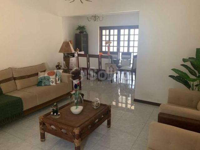Casa térrea em condomínio para comprar com 3 quartos sendo uma suíte na cidade de Louveira SP