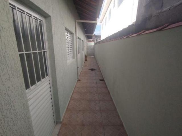Casa Térrea em Condomínio Reformada c/Quintal Privativo Vaga p/Carro e Moto PRAIA GRANDE!