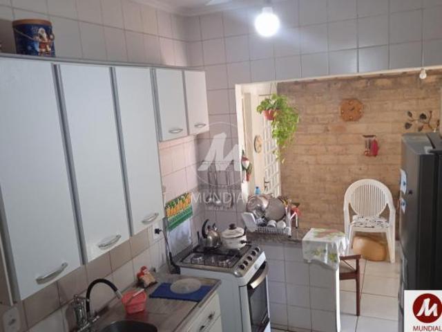Casa térrea em condominio 3 dormitórios/suite, cozinha planejada, em condomínio fechado