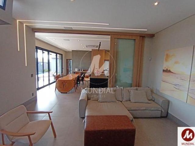 Casa térrea em condominio 3 dormitórios/suite, cozinha planejada, portaria 24 horas, em condomínio