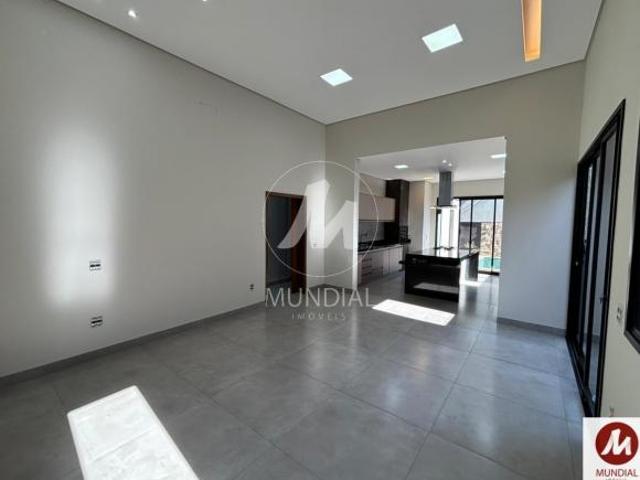 Casa térrea em condominio 3 dormitórios/suite, cozinha planejada, portaria 24 horas, lazer, espaço