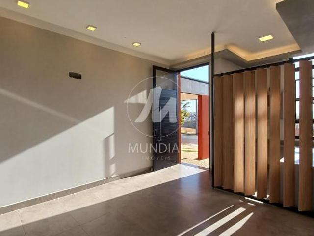 Casa térrea em condominio 3 dormitórios/suite, cozinha planejada, portaria 24 horas, lazer, espaço