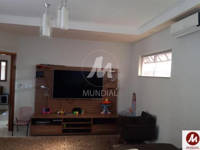 Casa térrea em condominio 3 dormitórios/suite, cozinha planejada, portaria 24 horas, lazer, espaço
